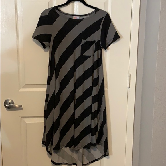 LuLaRoe | Dresses | Lularoe Xs Carly | Poshmark